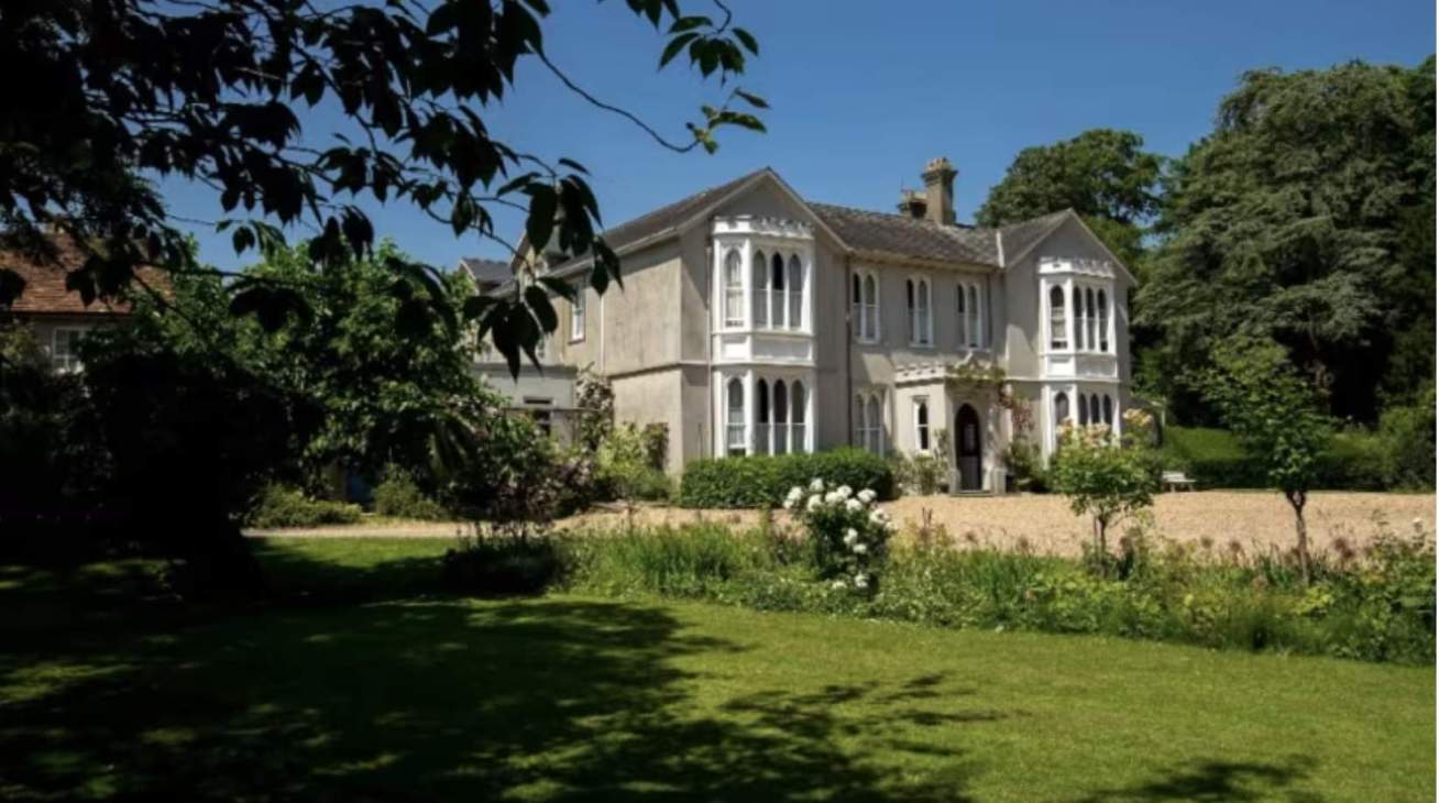 Report on Closure of Private School is 'Attempt by Conservative ...